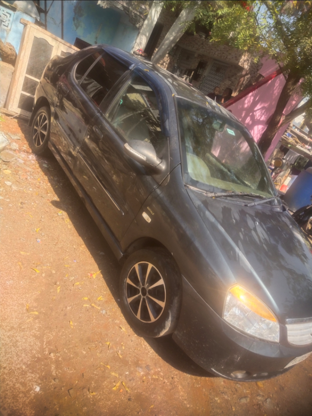 Used Tata Indigo CS LX in Vadodara 2010 model, India at Best Price.