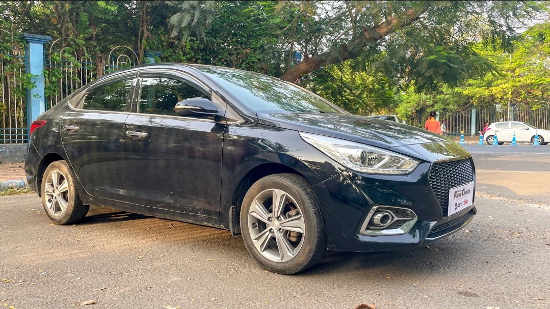 Hyundai Fluidic Verna Price in India 2022 - Images, Mileage & Reviews ...